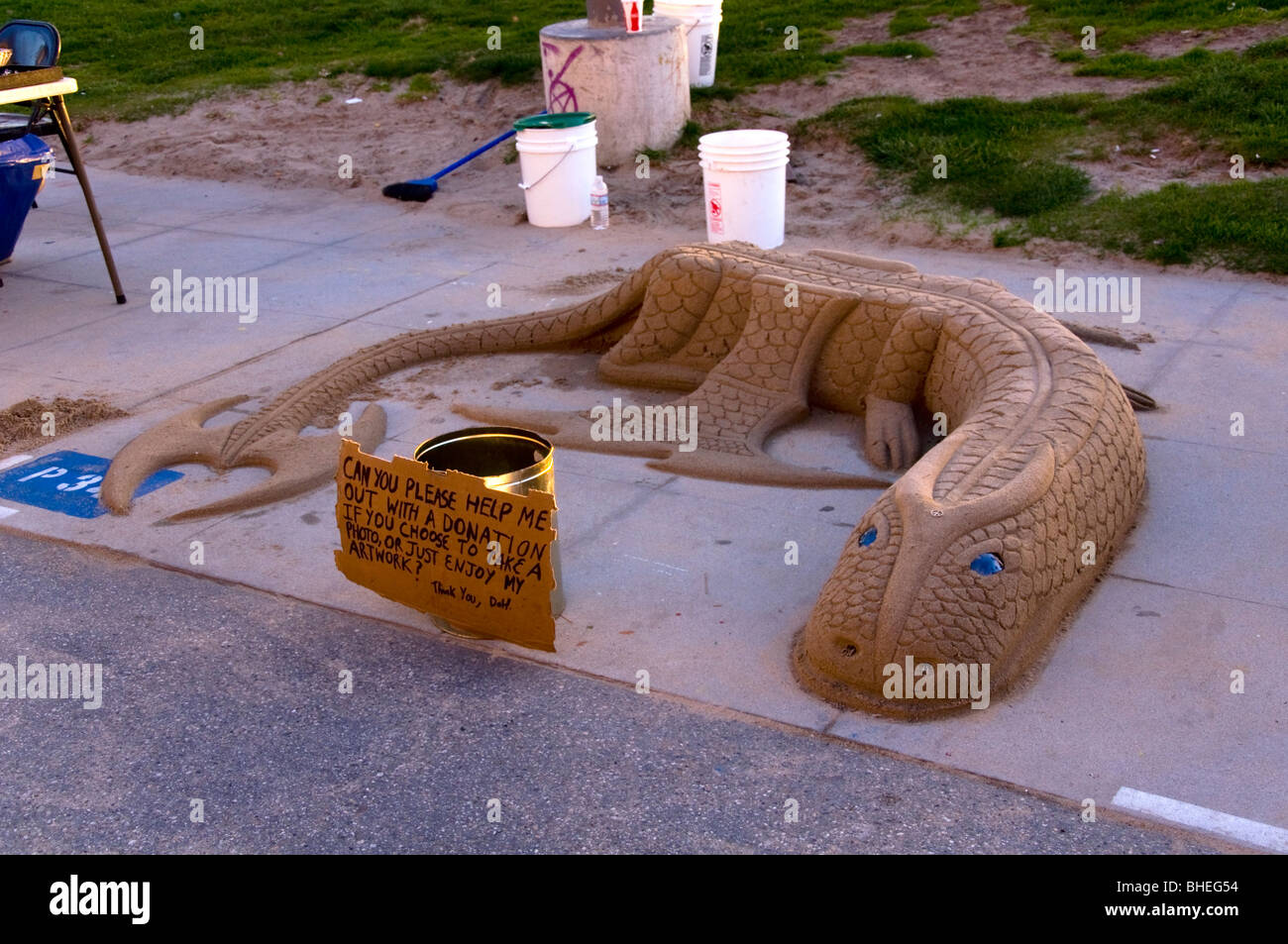 Sand crocodile hi-res stock photography and images - Alamy