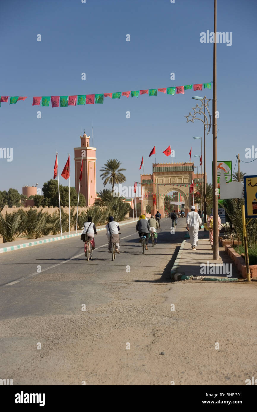 Street scene erfoud morocco hi-res stock photography and images - Alamy