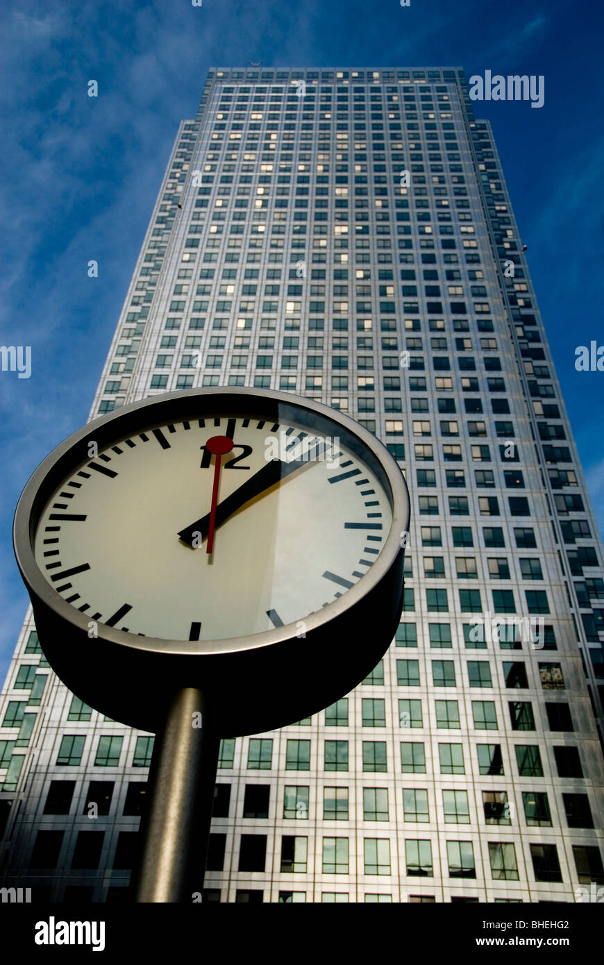 Six public clocks london hi-res stock photography and images - Alamy