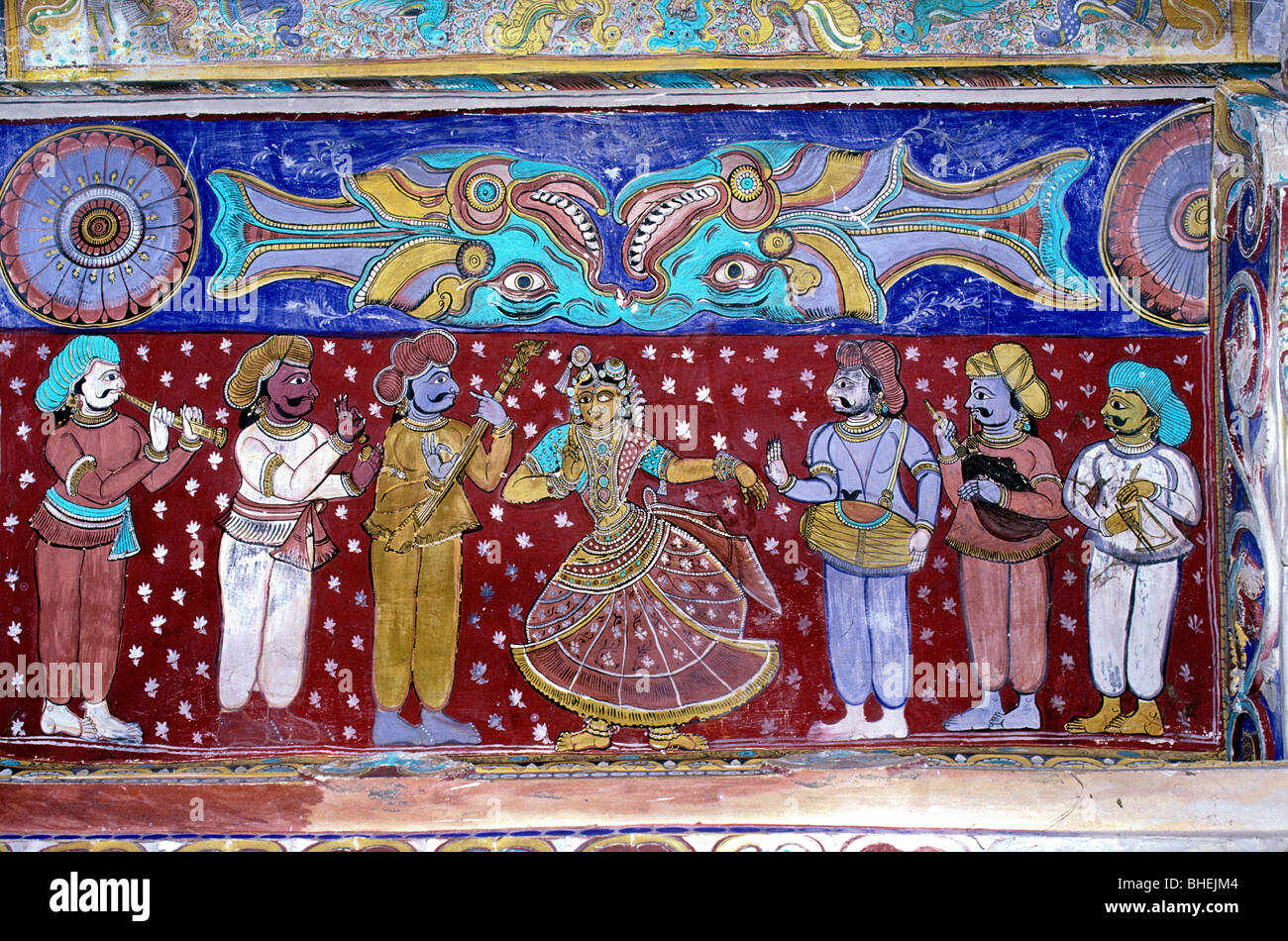 Dancing-18th century paintings in Uttarakosamangai temple near ...