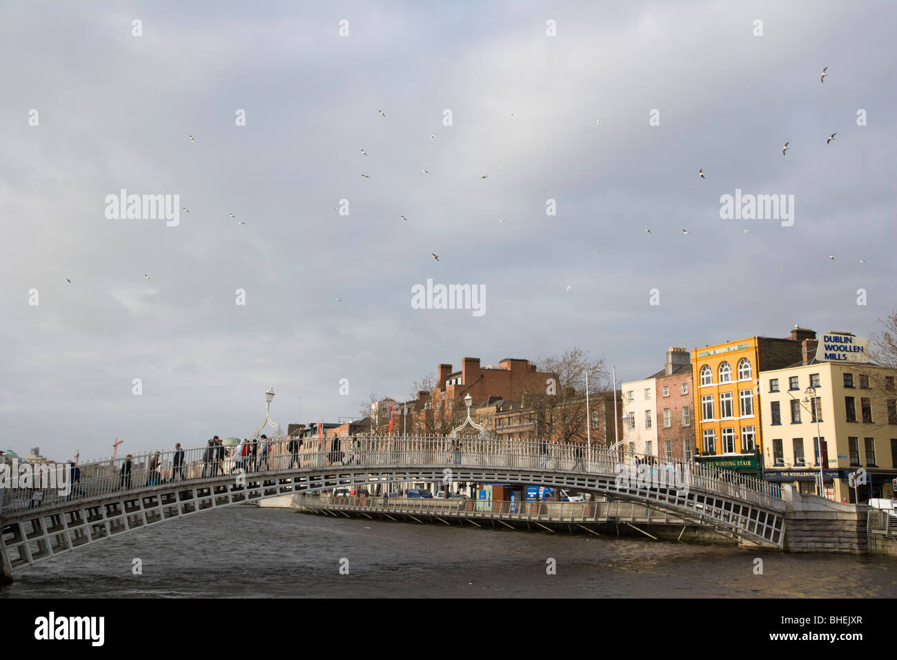 Wellington bridge hi-res stock photography and images - Alamy