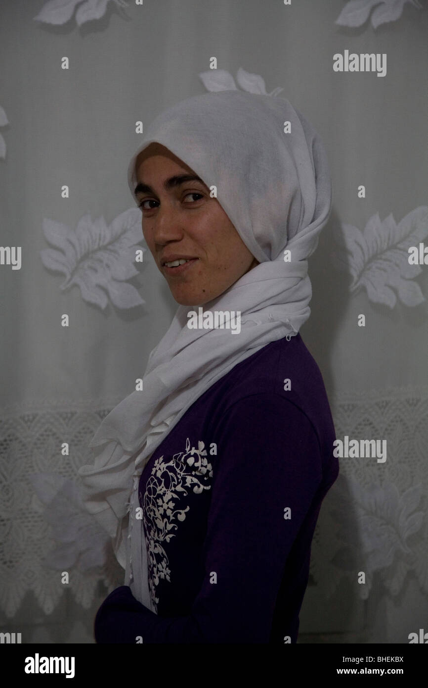 traditional dressed young women from eastern turkey Stock Photo - Alamy