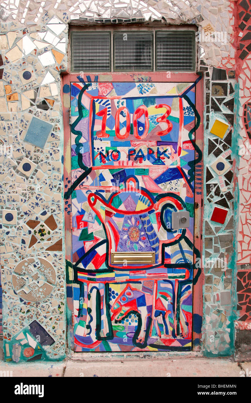 Mosaic artist isaiah zagar hi-res stock photography and images - Alamy