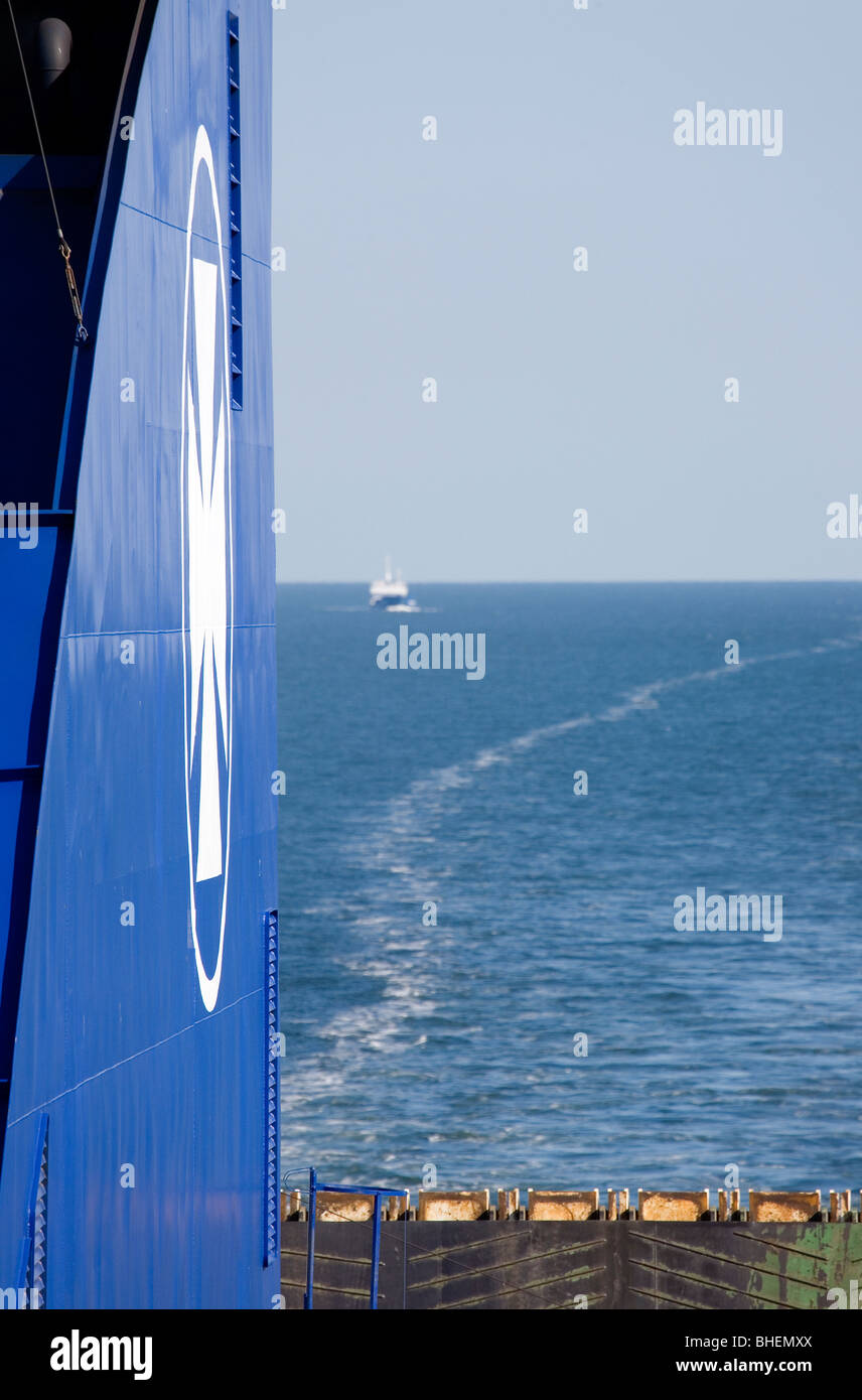 Vessel funnel hi-res stock photography and images - Alamy