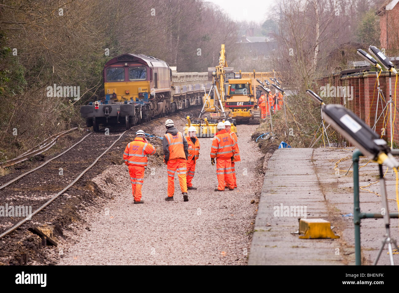 Re newing rail hi-res stock photography and images - Alamy