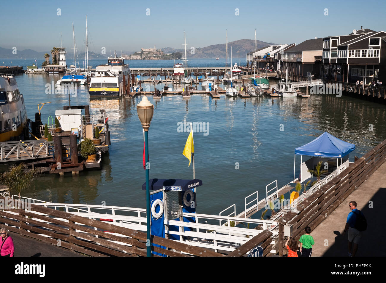 Looking over the marina and docks at Pier 39 with the Bay and Alcatraz ...
