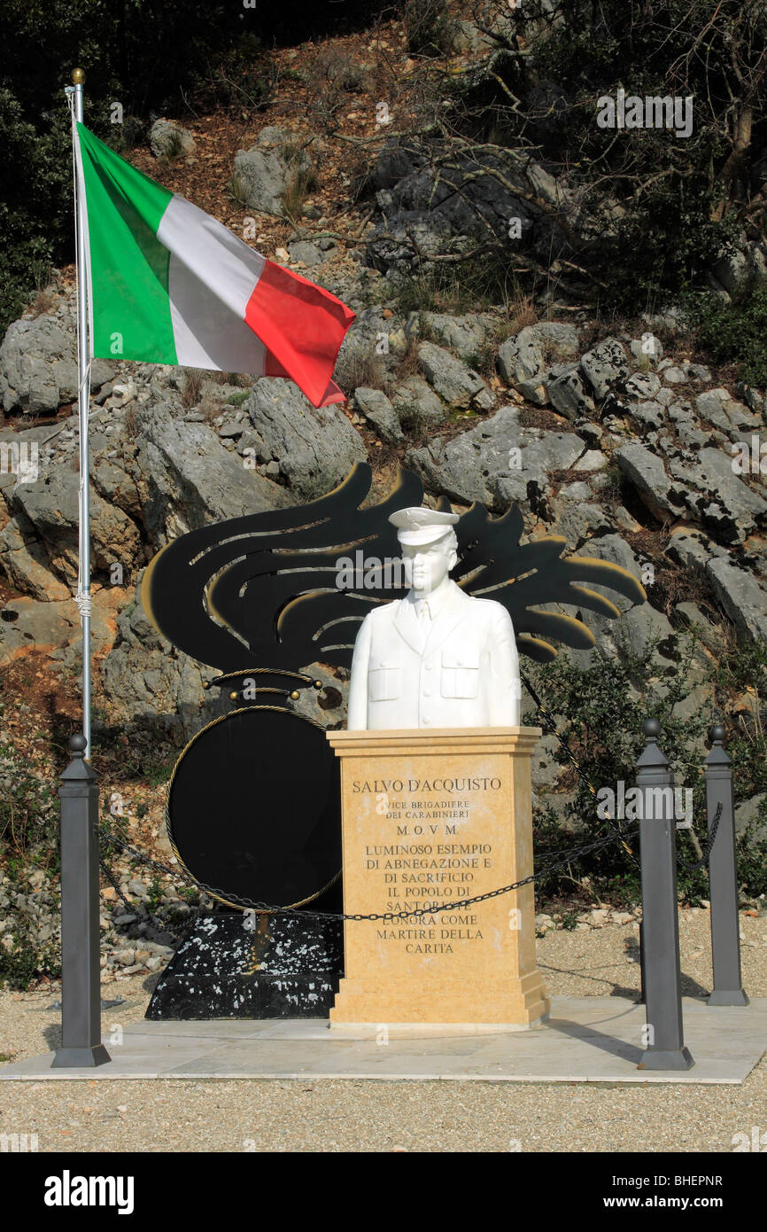 Monument to Italian hero Salvo D'Acquisto Stock Photo - Alamy