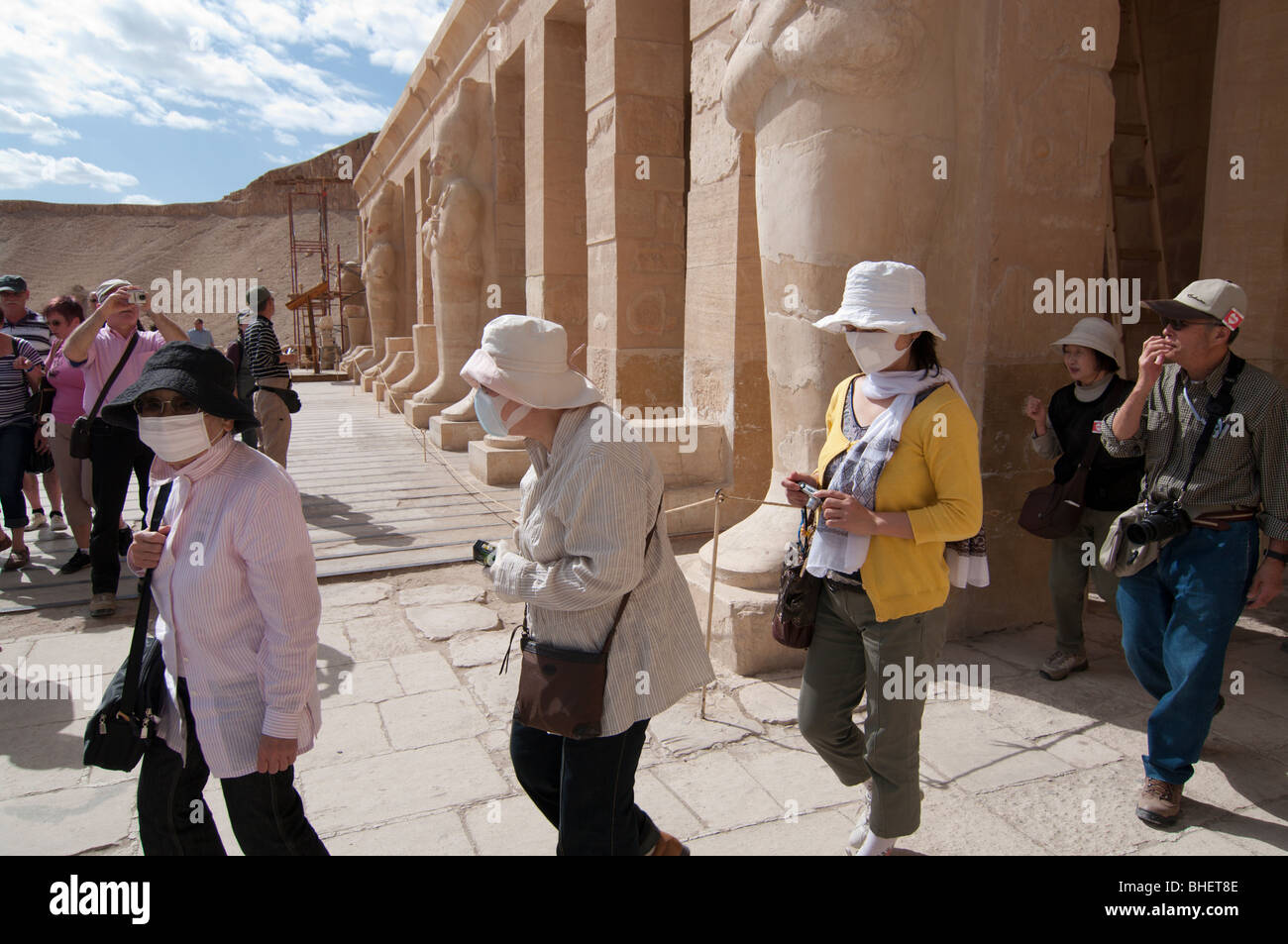 Japanese pollution mask hi-res stock photography and images - Alamy