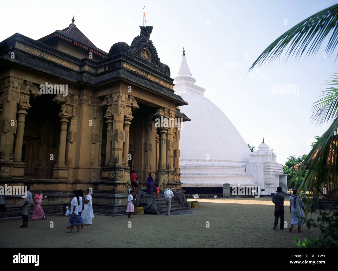 Kelaniya hi-res stock photography and images - Alamy