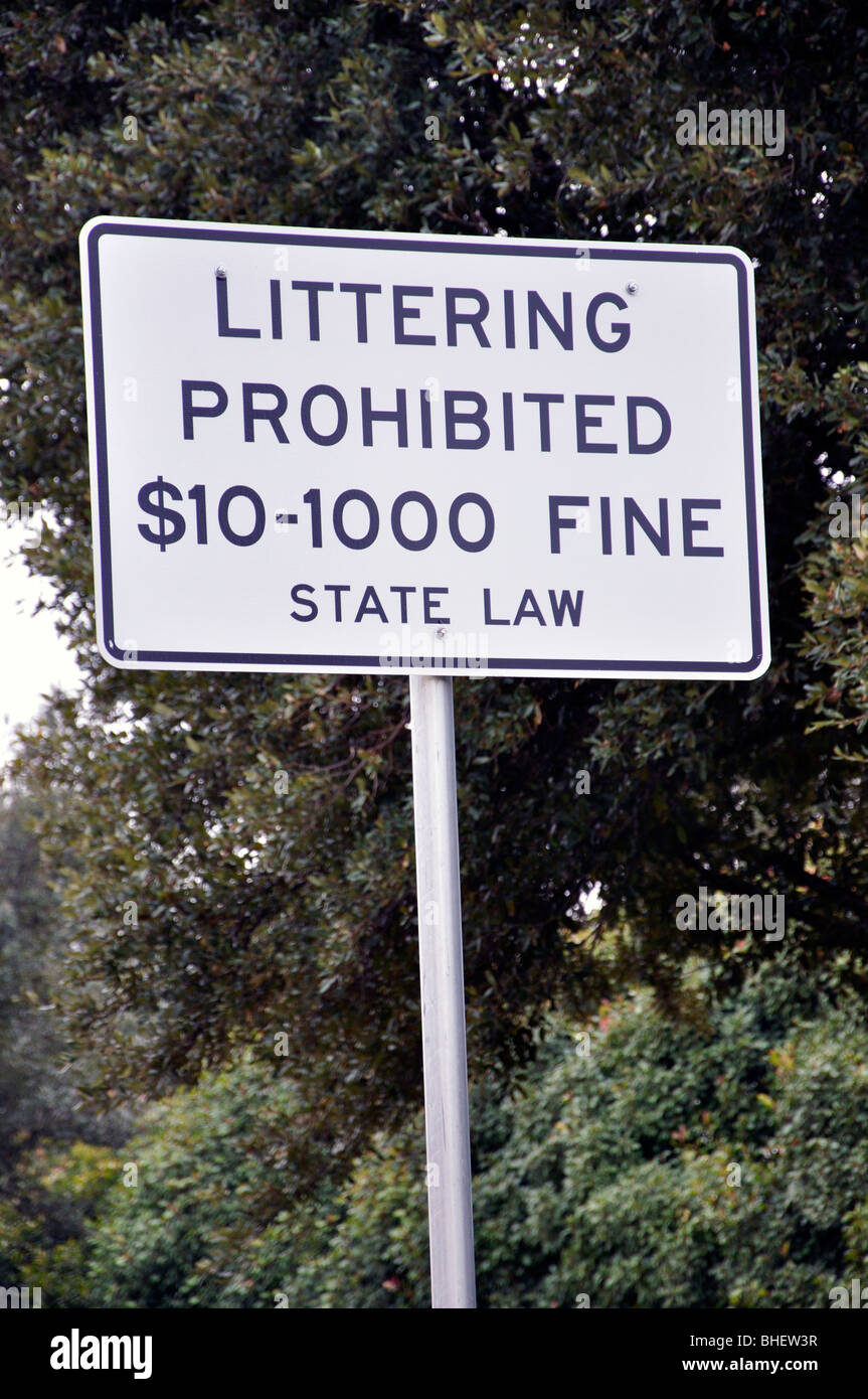 Littering prohibited hi-res stock photography and images - Alamy