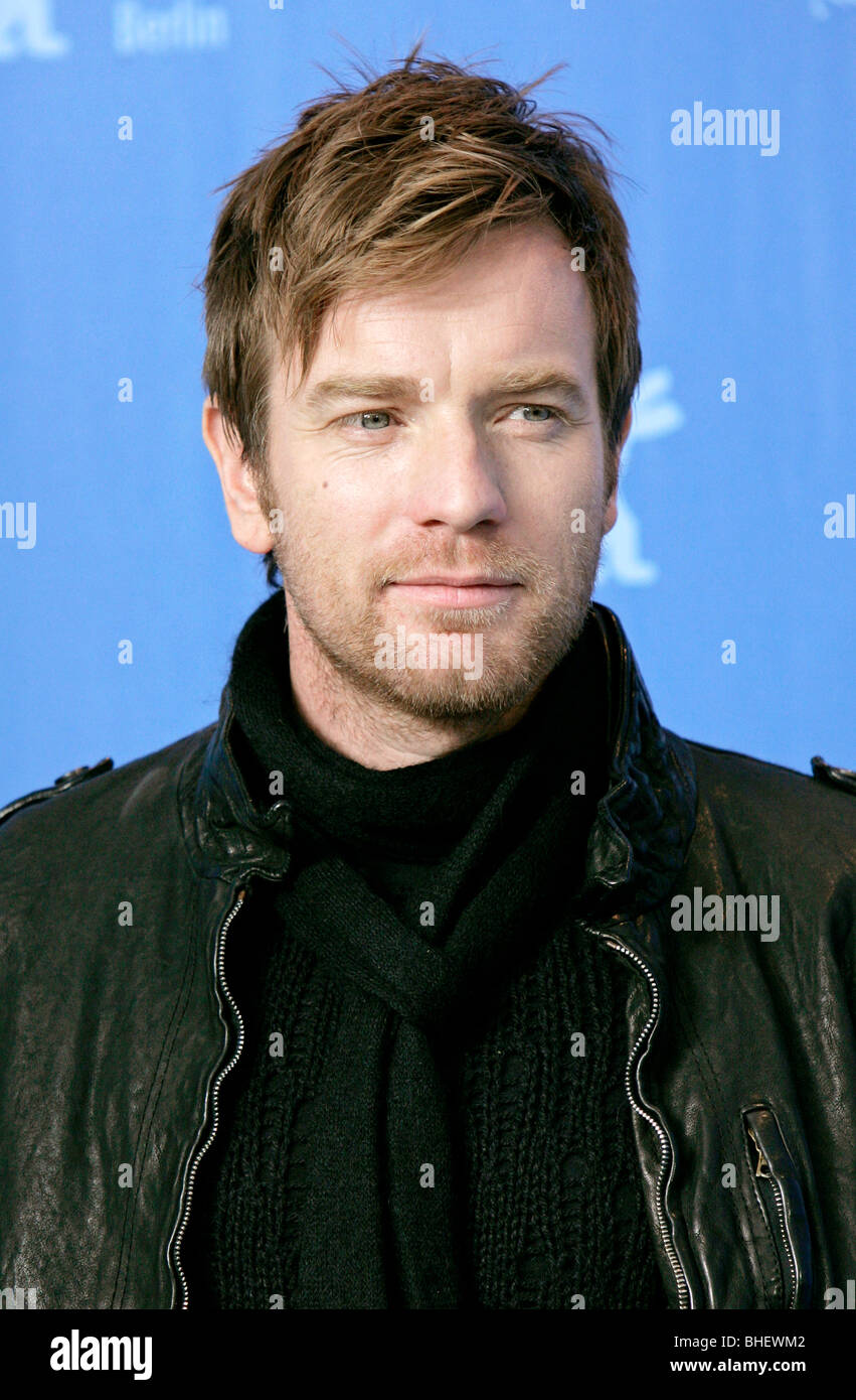 EWAN MCGREGOR ACTOR THE GRAND HYATT BERLIN USA 12/02/2010 Stock Photo ...