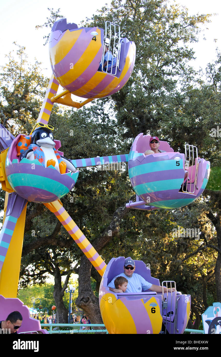 Amusement ride seaworld hi-res stock photography and images - Alamy