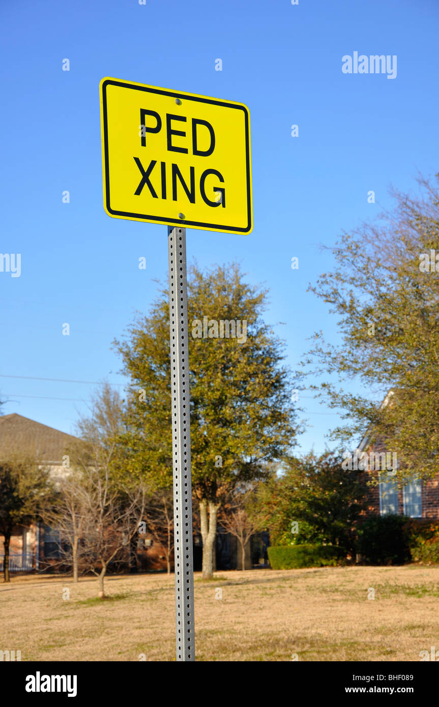 Pedestrian crossing sign Stock Photo - Alamy