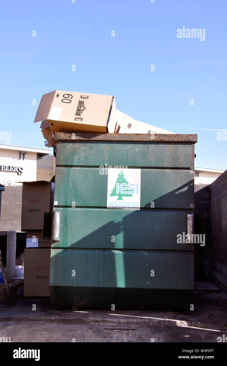 Garbage bin bins usa recycling trash united states green waste hi-res ...