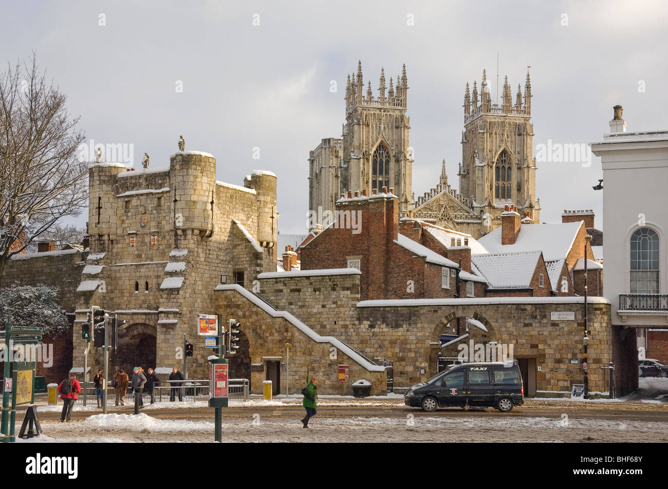 Yorkminster snow hi-res stock photography and images - Alamy