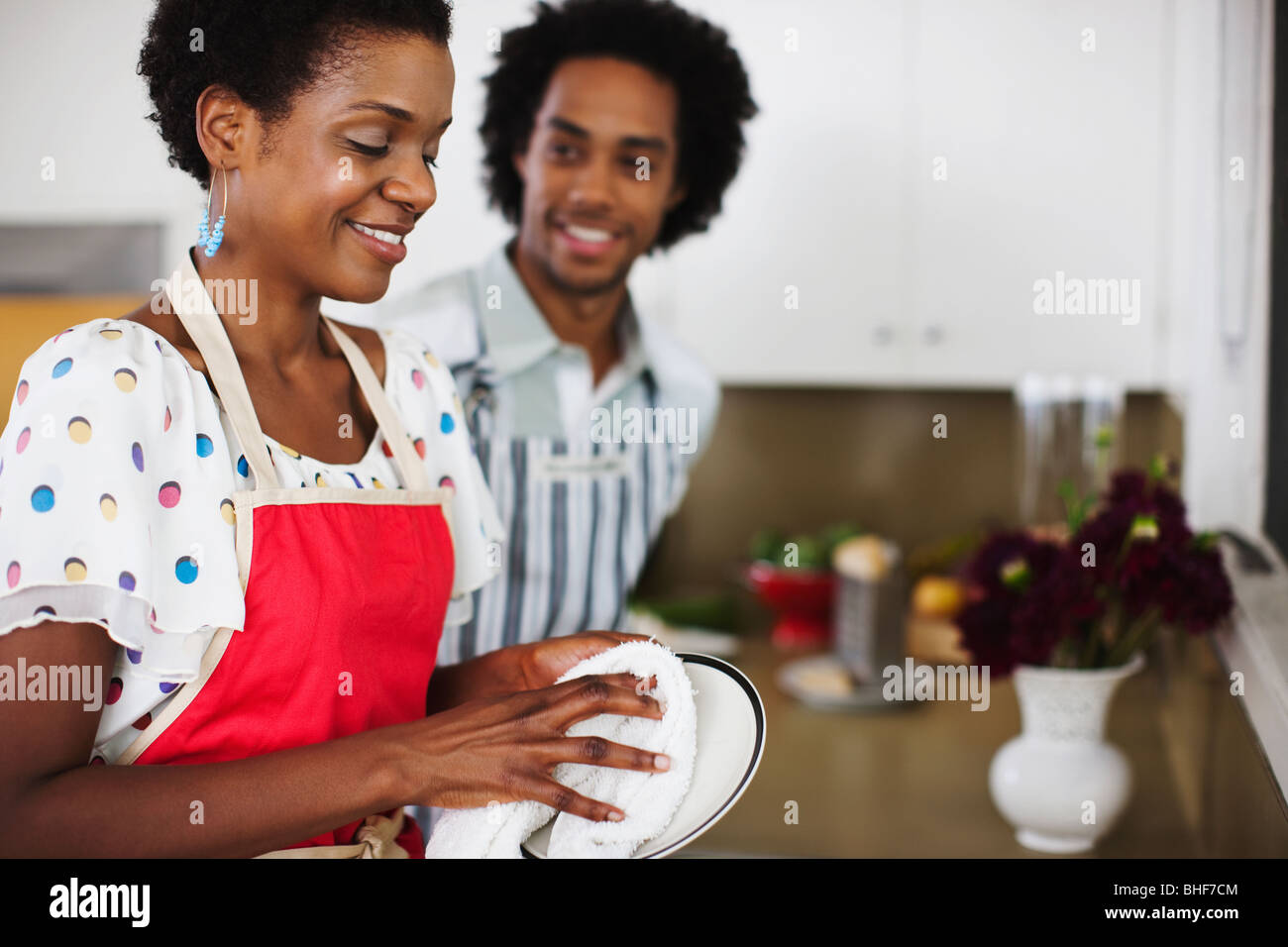 African American woman washing dishes Stock Photo - Alamy