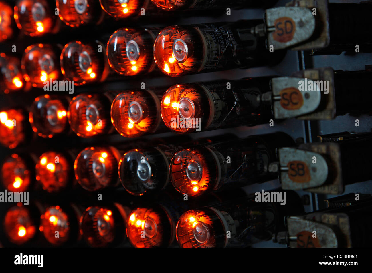 Electronic valves hi-res stock photography and images - Alamy