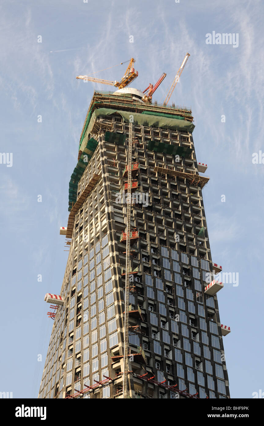 Modern Skyscraper Construction Stock Photo - Alamy