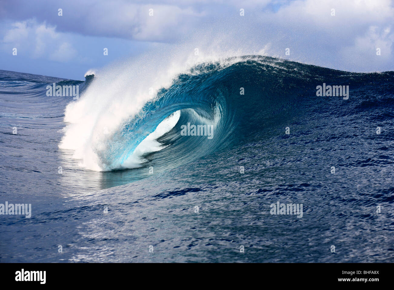 Teahupoo Wave High Resolution Stock Photography and Images - Alamy