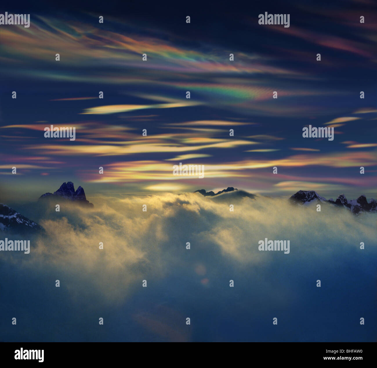 Polar stratospheric cloud hi-res stock photography and images - Alamy