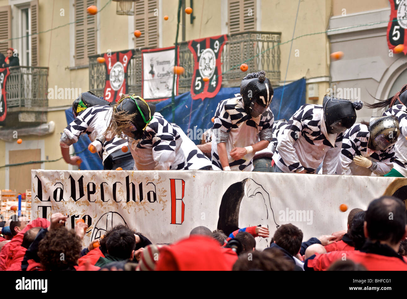 The Battle of Oranges, Ivrea Carnival Stock Photo - Alamy