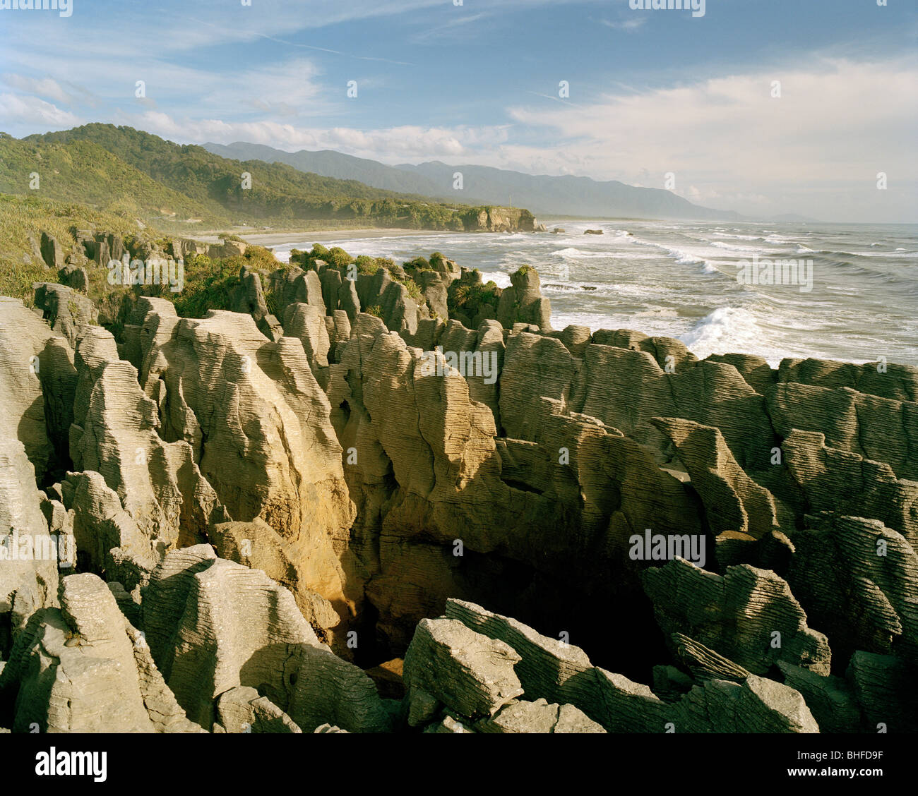 Pancake Rocks, rock formation on the waterfront in the sunlight ...