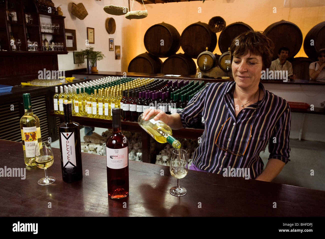 Wine tasting room hi-res stock photography and images - Alamy