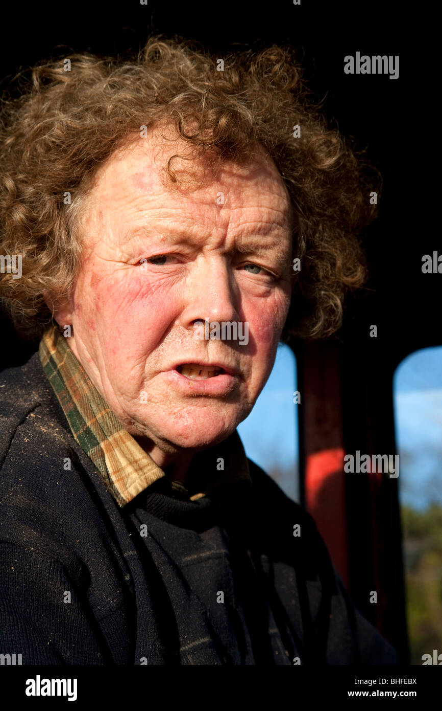 Scruffy old man hi-res stock photography and images - Alamy