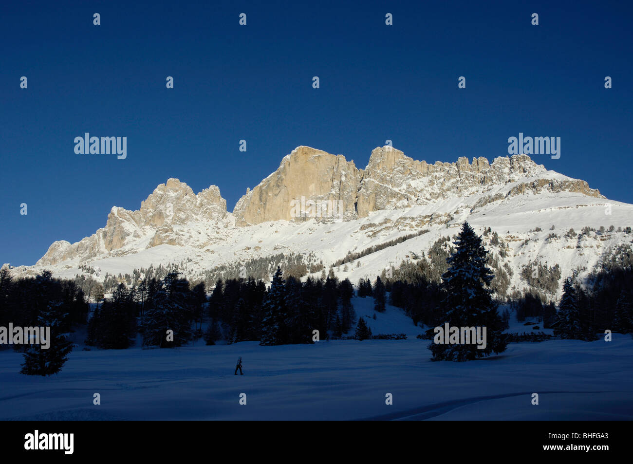 Karerpass hi-res stock photography and images - Alamy