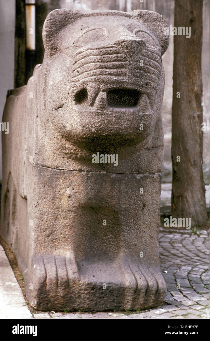 Hittite artefact hi-res stock photography and images - Alamy