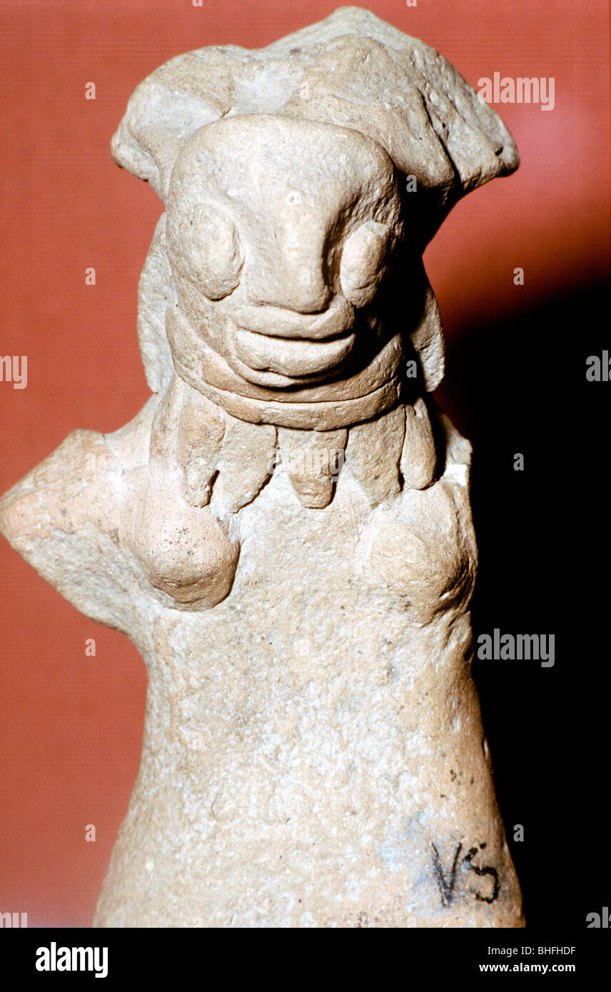 Terracotta female figure, Indus Valley, Mohenjo-Daro, 2500-2000 BC ...
