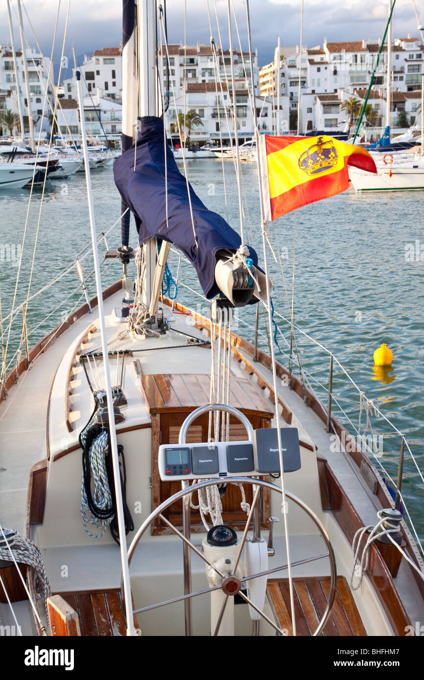 Sailing ship ships yacht luxury hi-res stock photography and images - Alamy