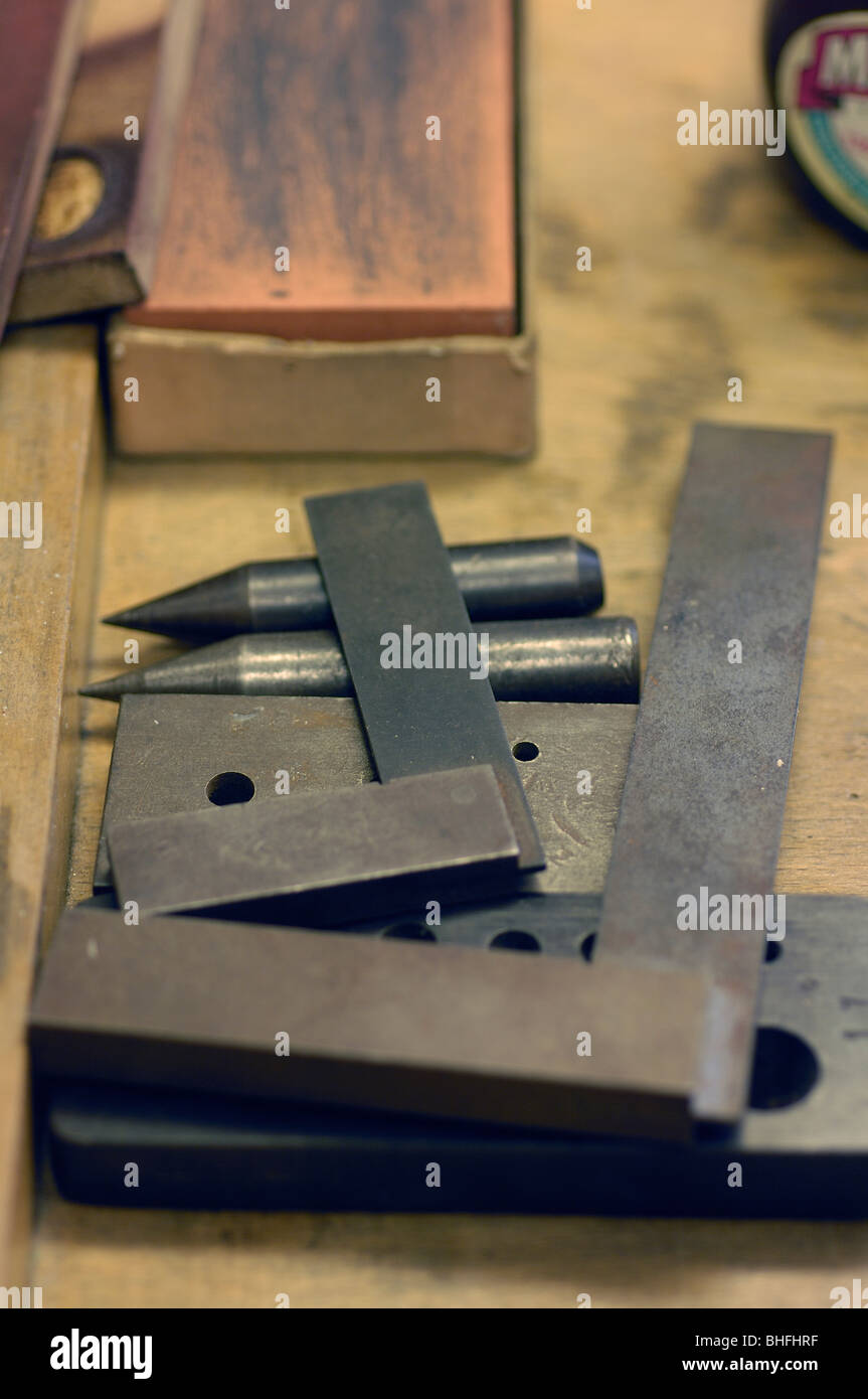 set square squares bench work craft make mark out Stock Photo - Alamy