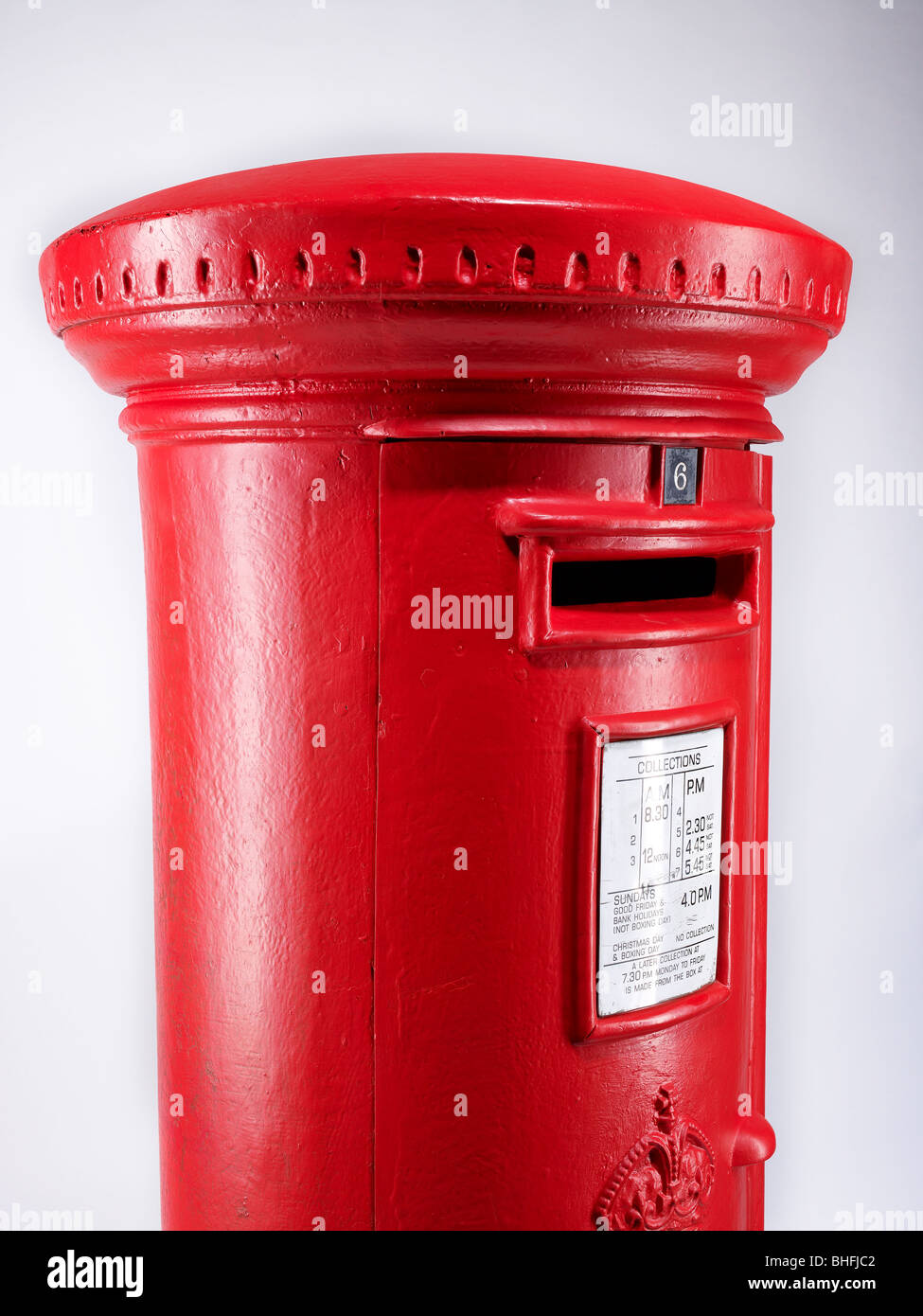 White pillar box hi-res stock photography and images - Alamy