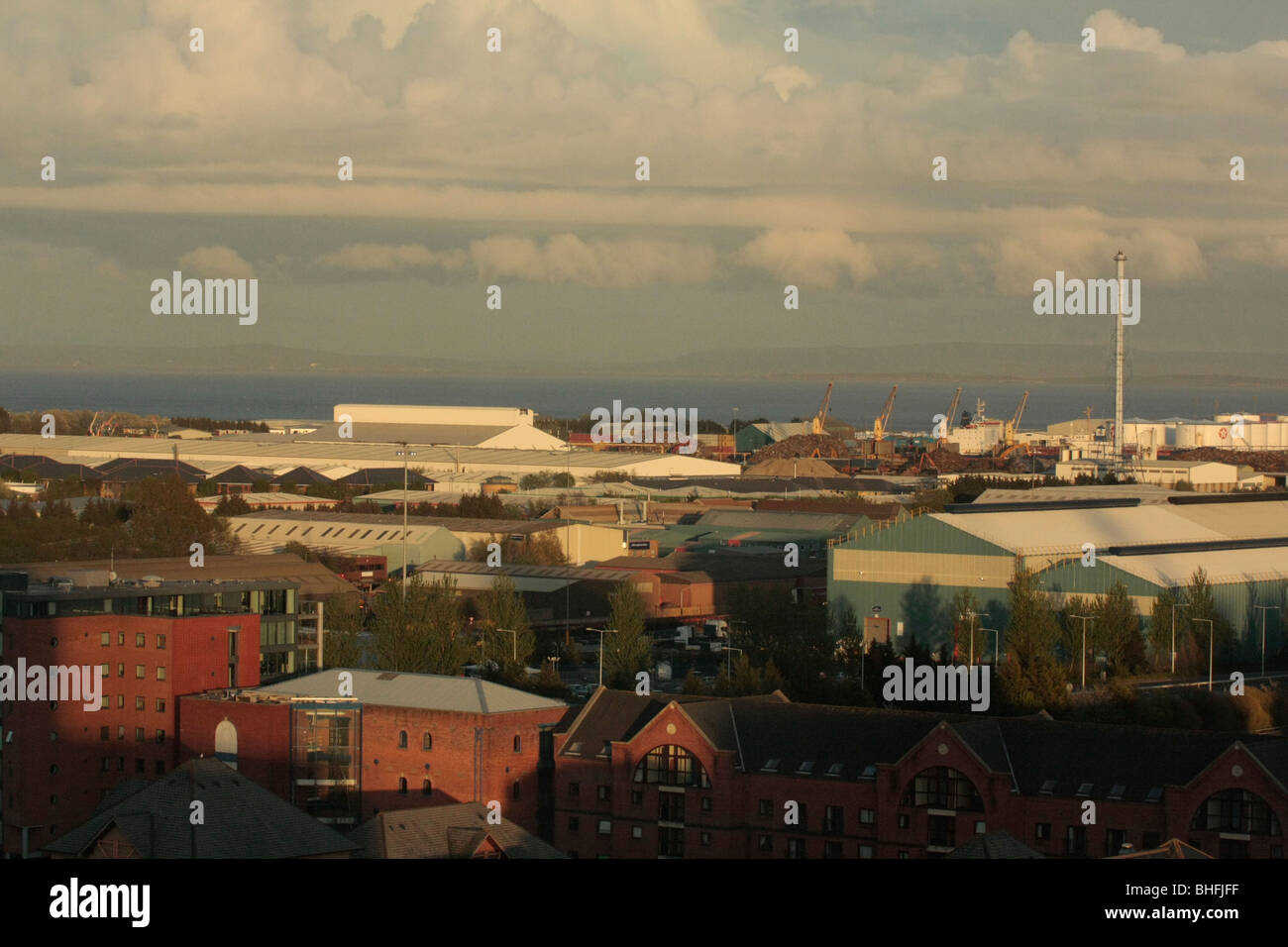 Cardiff sunset hi-res stock photography and images - Alamy