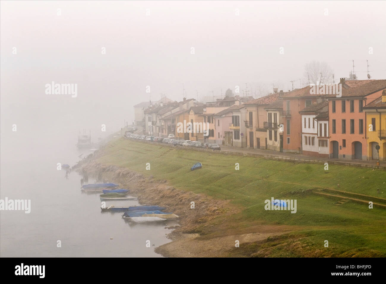 Pavia river hi-res stock photography and images - Alamy