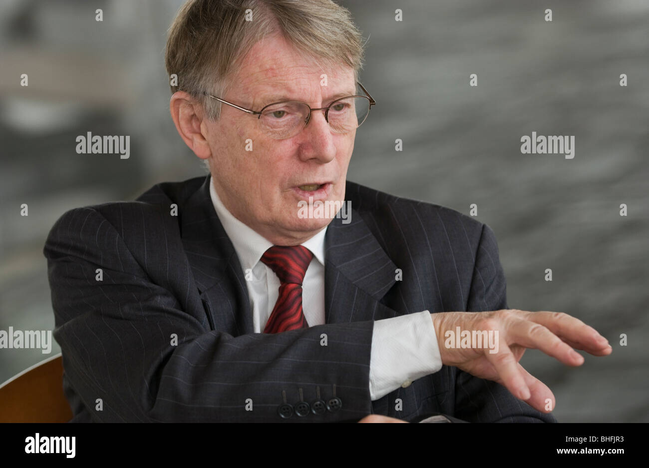 Co operative party candidate hi-res stock photography and images - Alamy