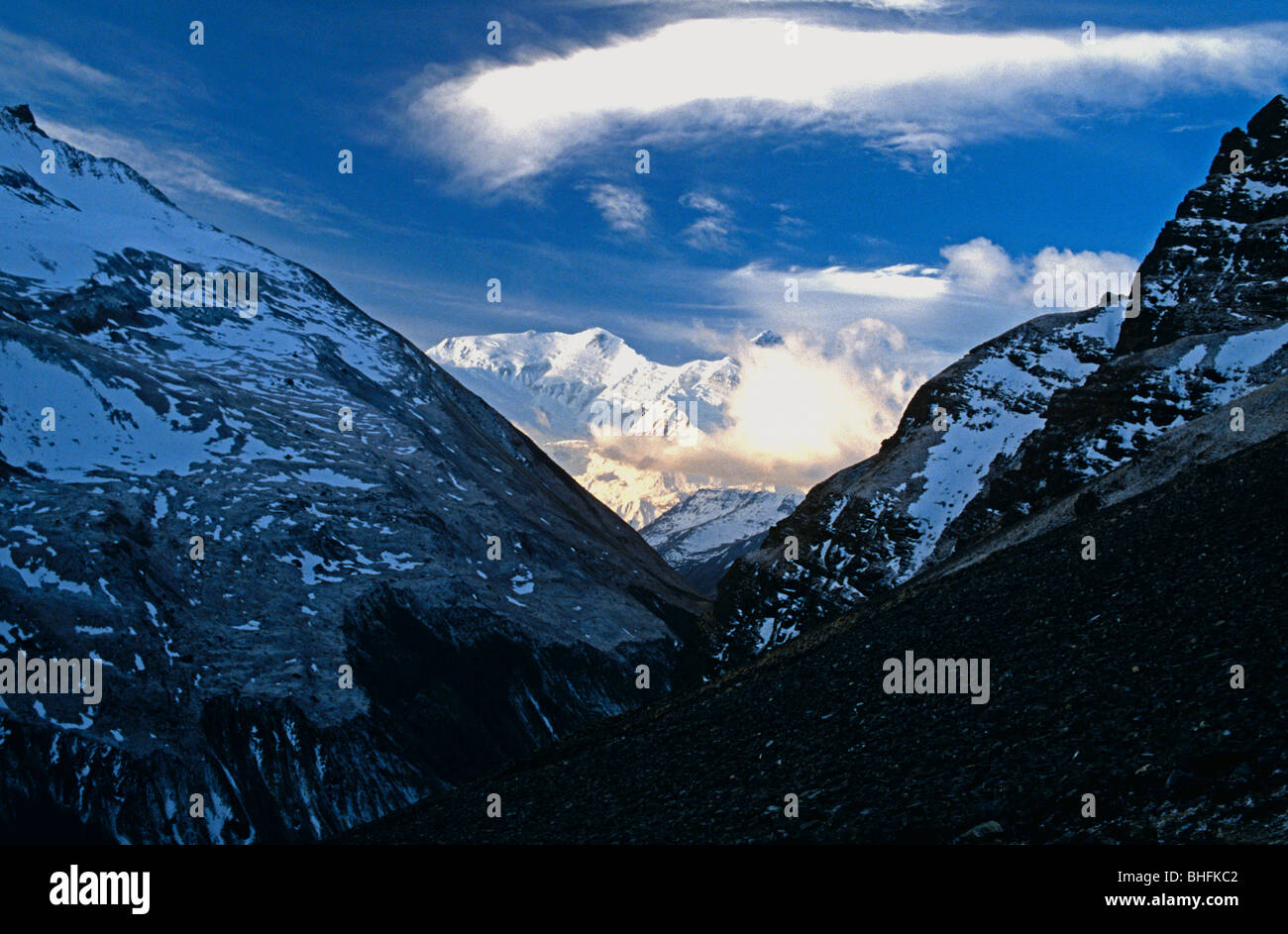 The Thorung La Annapurna Region Himalayas Nepal Asia Stock Photo - Alamy