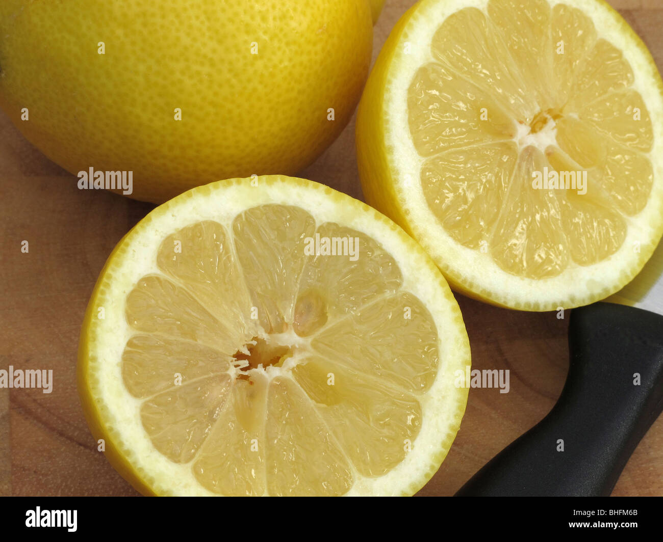 Lemon and Knife Stock Photo - Alamy