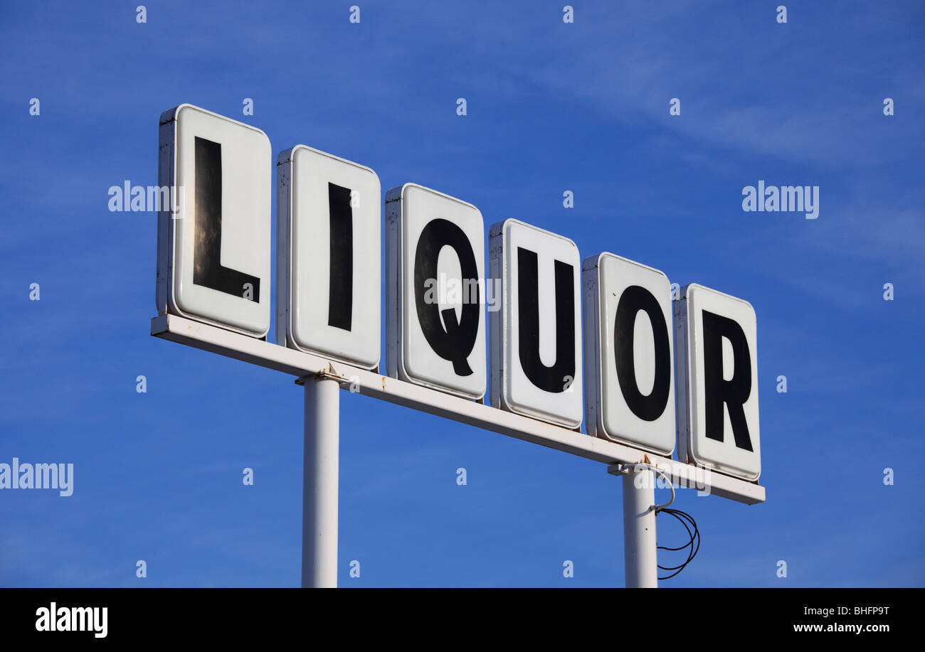 Liquor sign hi-res stock photography and images - Alamy