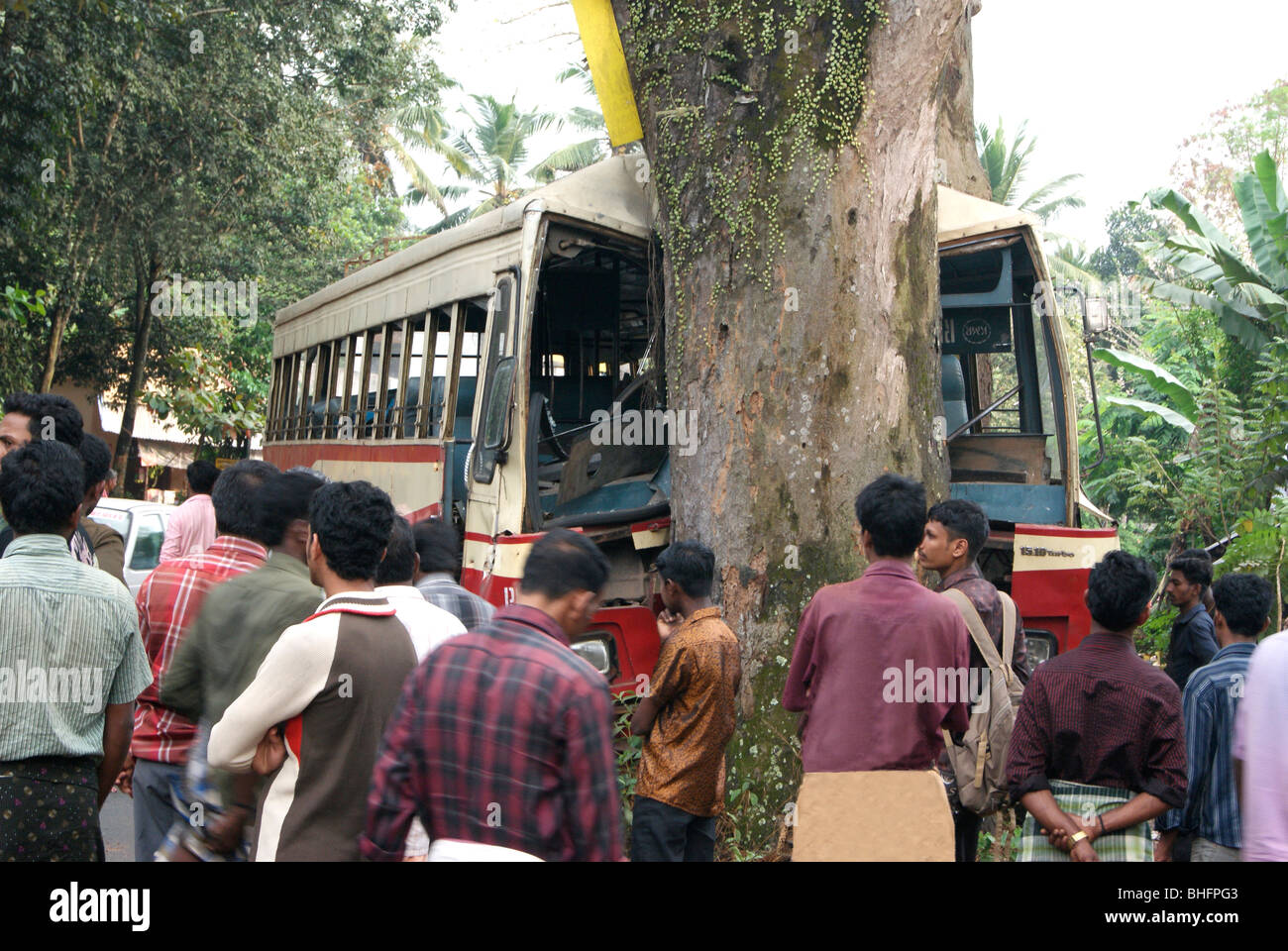 Bus Accident in Kerala.Bus hardly hit on the big tree.Large crowd ...