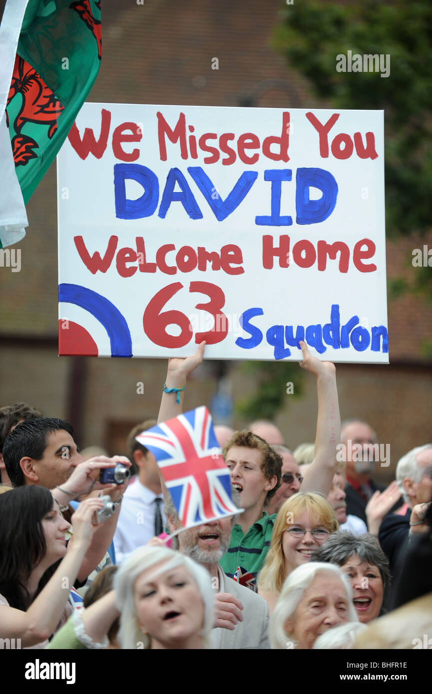 Home coming parade for British Troops Stock Photo - Alamy