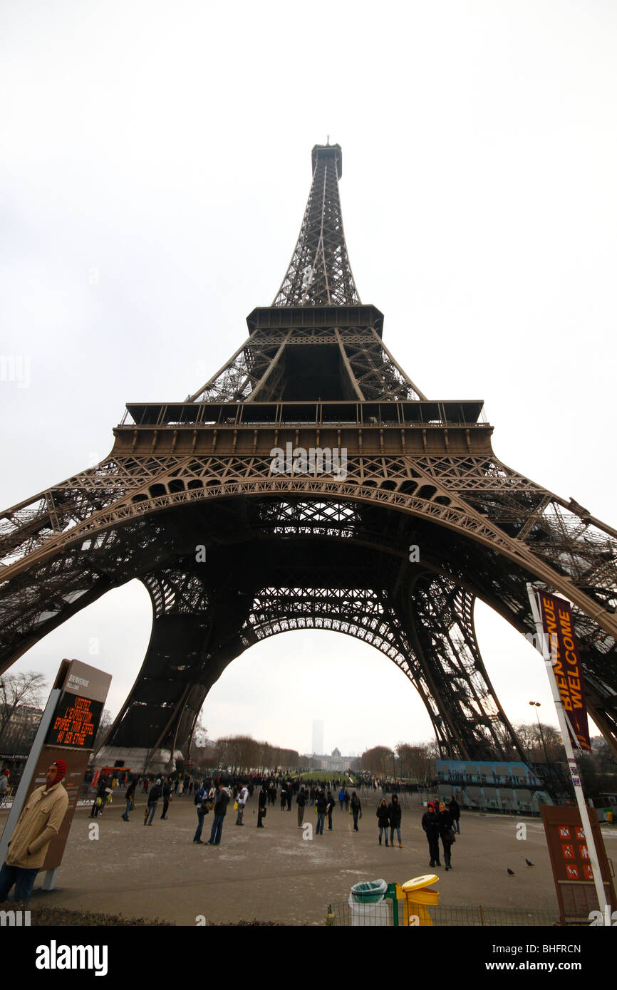General view from the bottom of the Eiffel Tower Stock Photo - Alamy