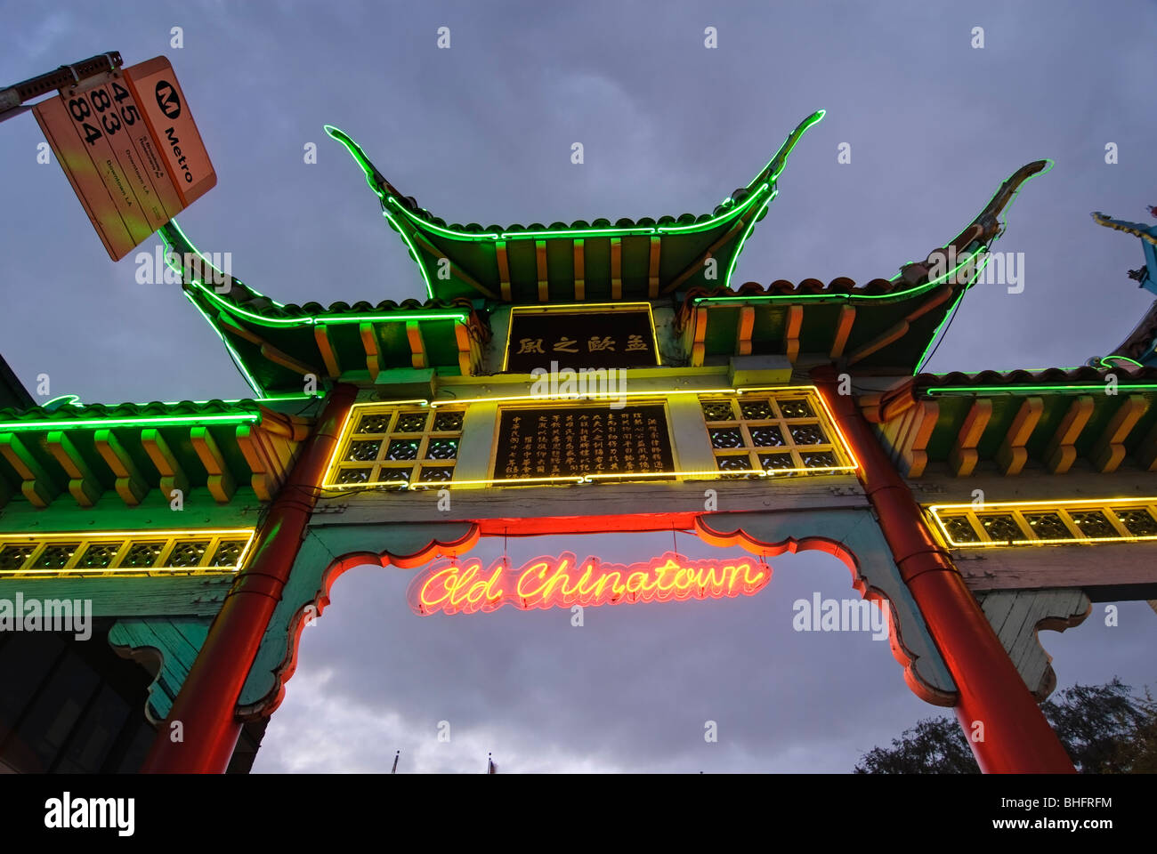 Entrance gate to Chinatown of Los Angeles Stock Photo - Alamy