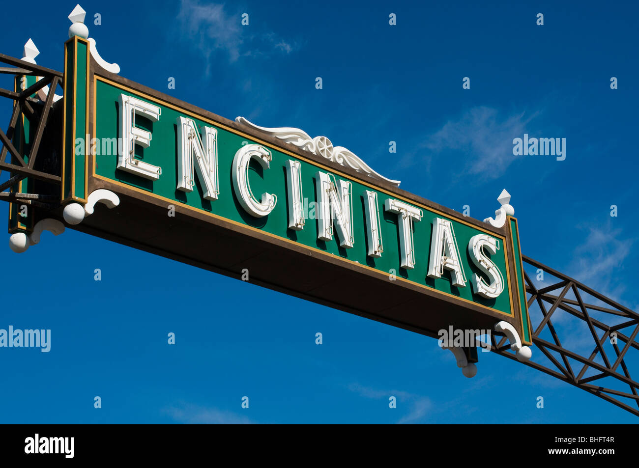 Encinitas sign over Highway 101 at the North entrance to the downtown ...