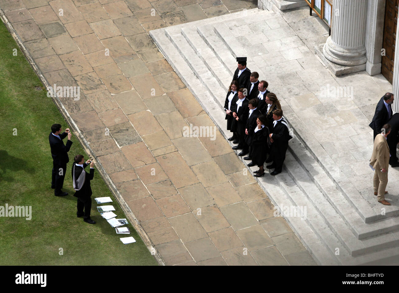 CAMBRIDGE UNIVERSITY STUDENTS GRADUATION DAY AT THE SENATE HOUSE Stock ...