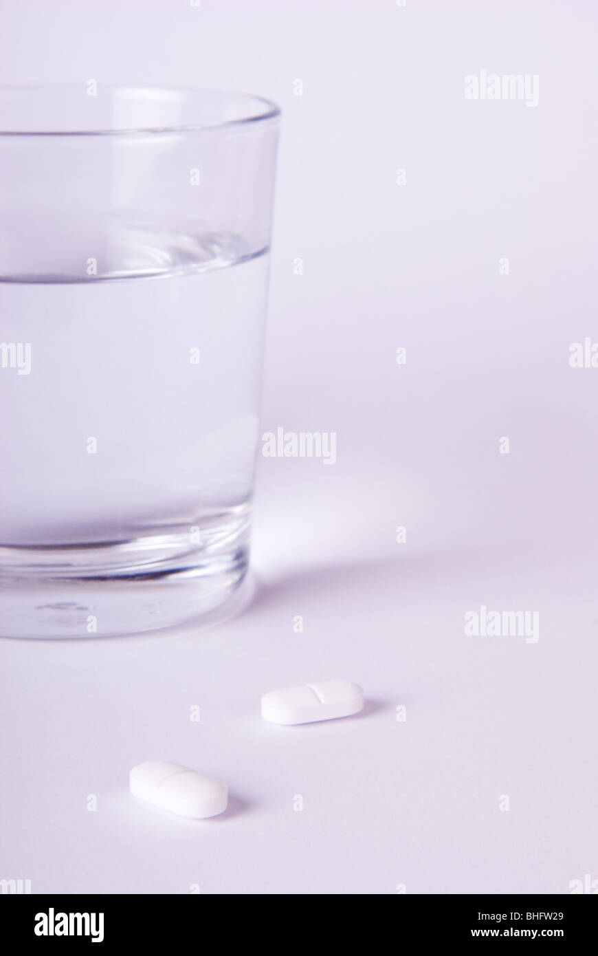 Pain relief tablet hi-res stock photography and images - Alamy