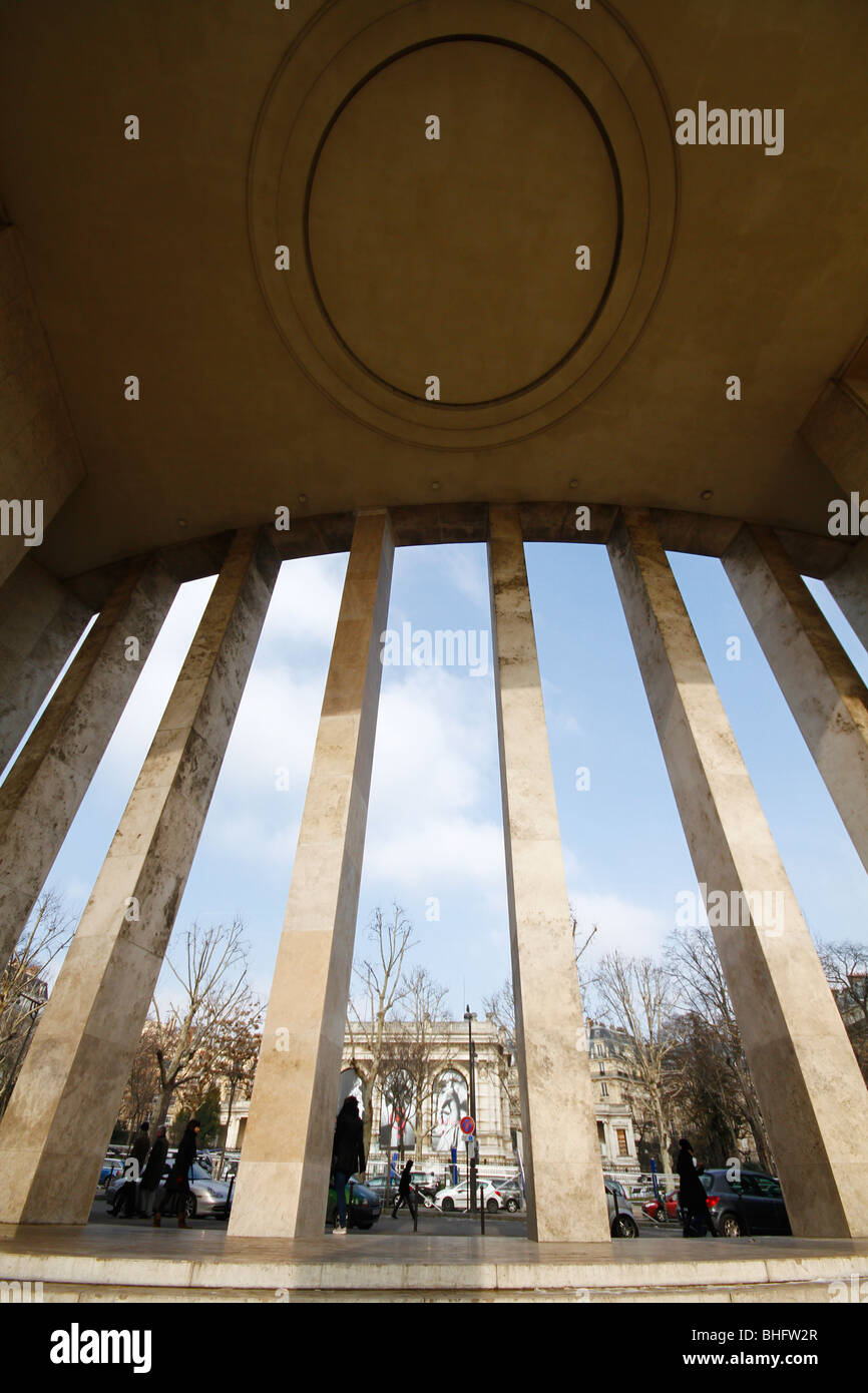 The Museum of Modern Art, Paris, France Stock Photo - Alamy