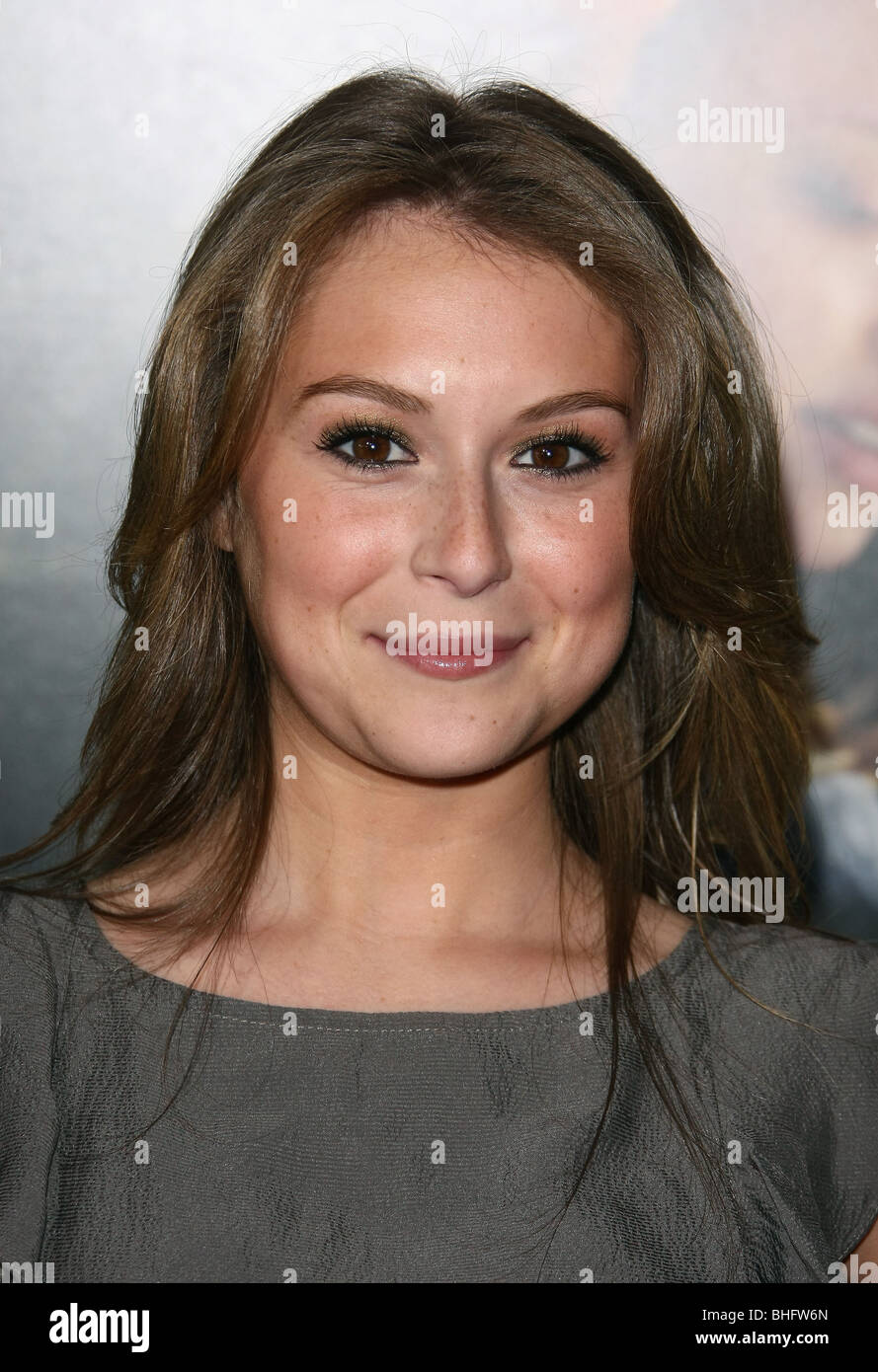 ALEXA VEGA DEAR JOHN WORLD PREMIERE HOLLYWOOD LOS ANGELES CA USA 01 ...