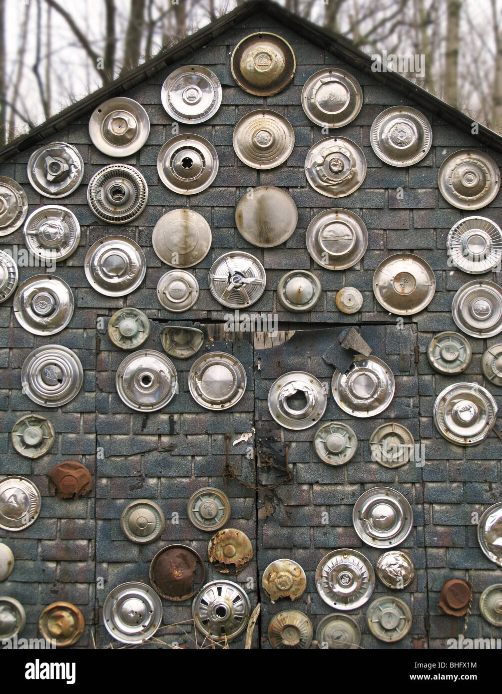 Silver hubcaps car hi-res stock photography and images - Alamy